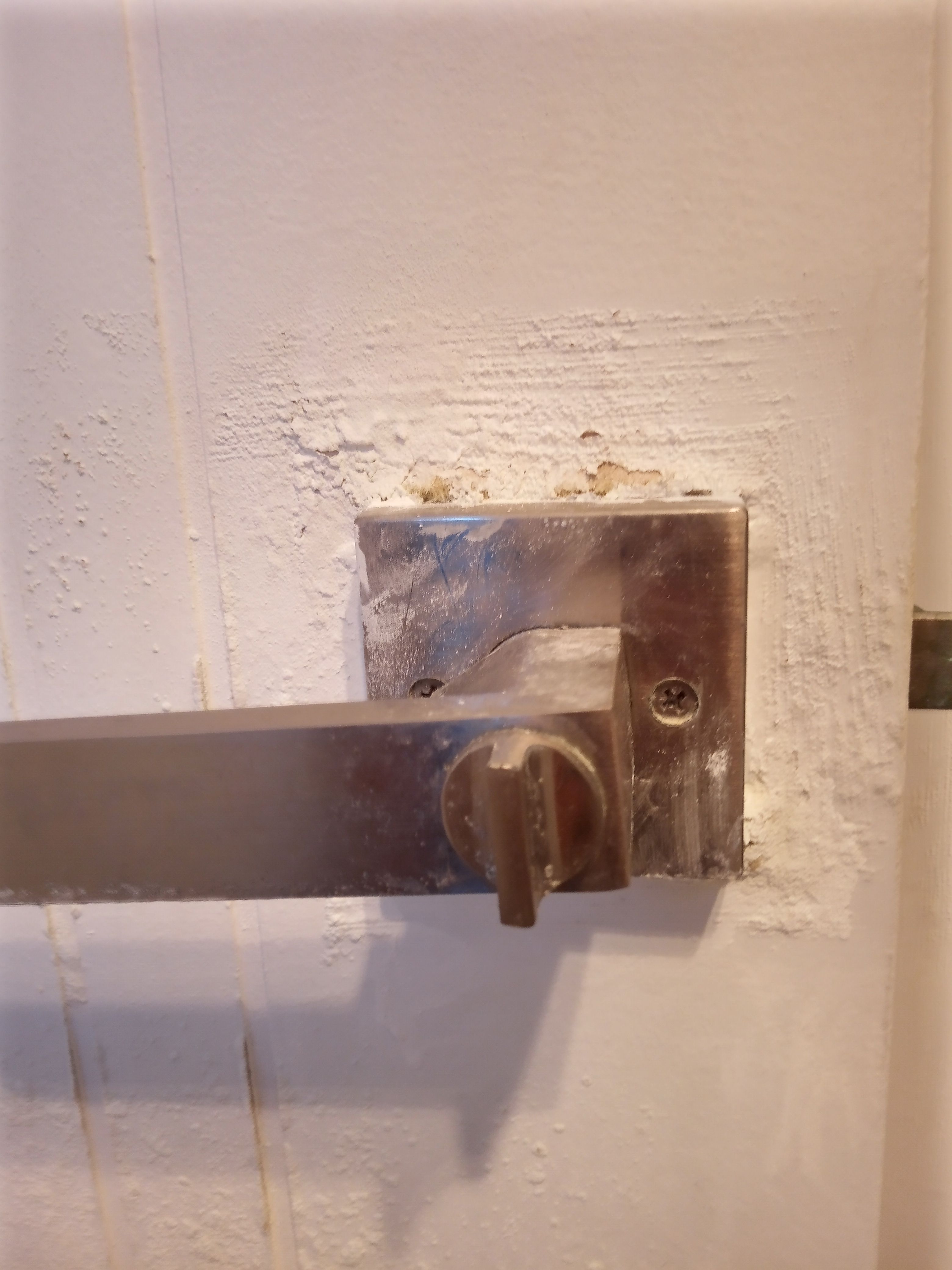 How to fix paint damage in door handle a... | Bunnings Workshop community