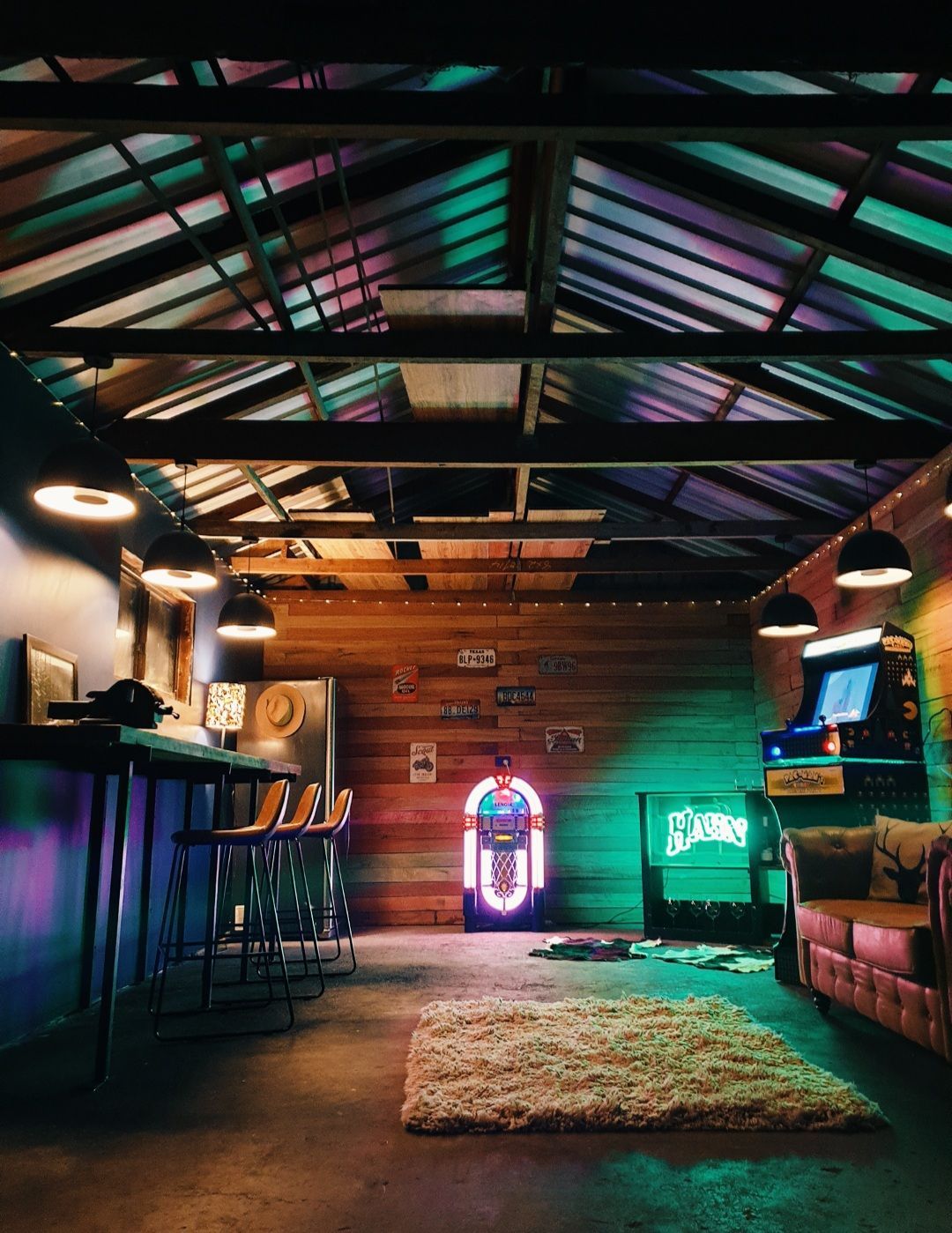 Garage converted to retro lounge bar | Bunnings Workshop community