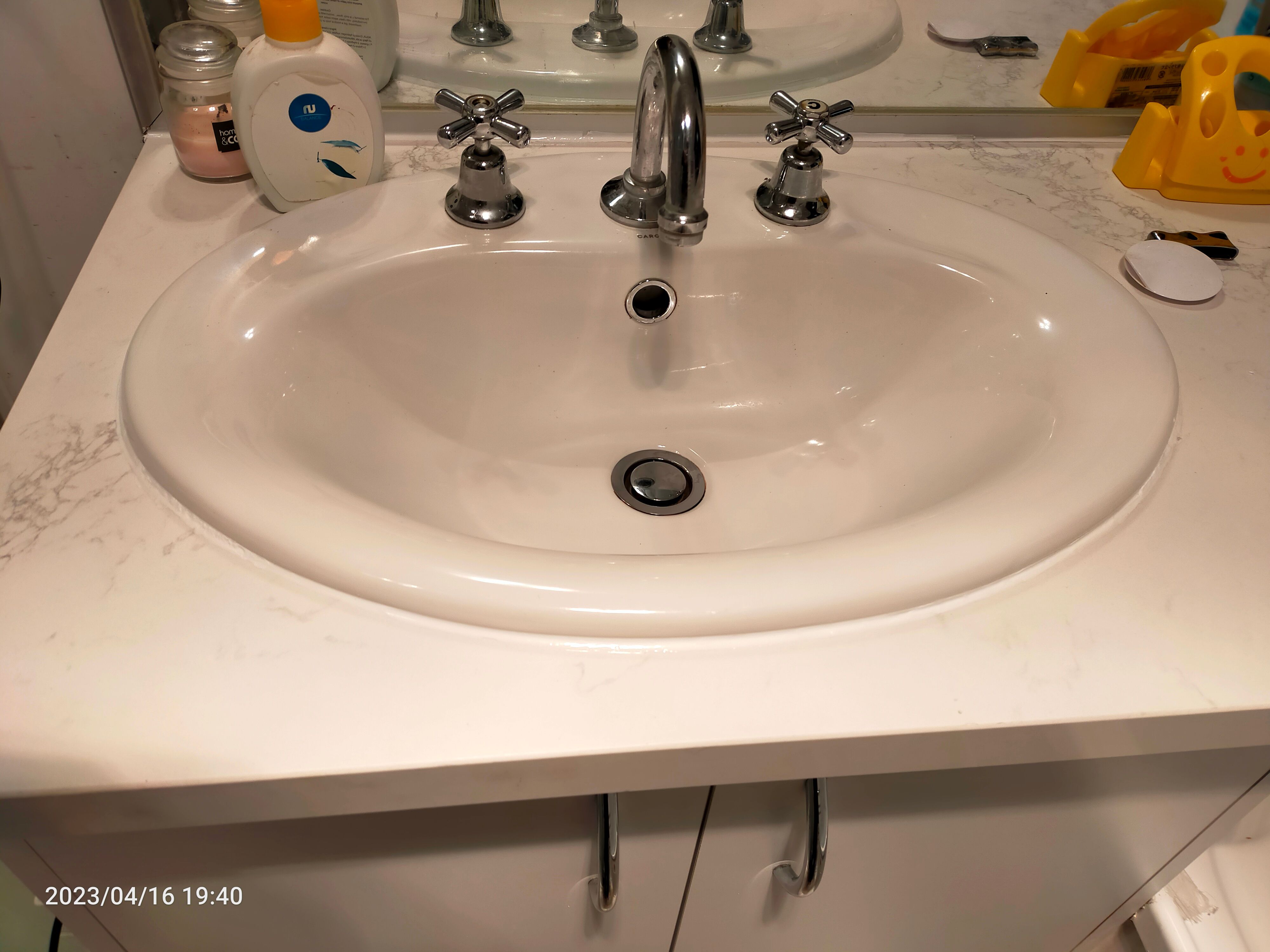 How to remove a bathroom mirror and inst... | Bunnings Workshop community