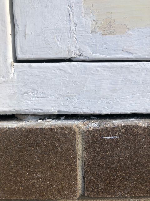 How to fill gap between timber window fr... | Bunnings Workshop community