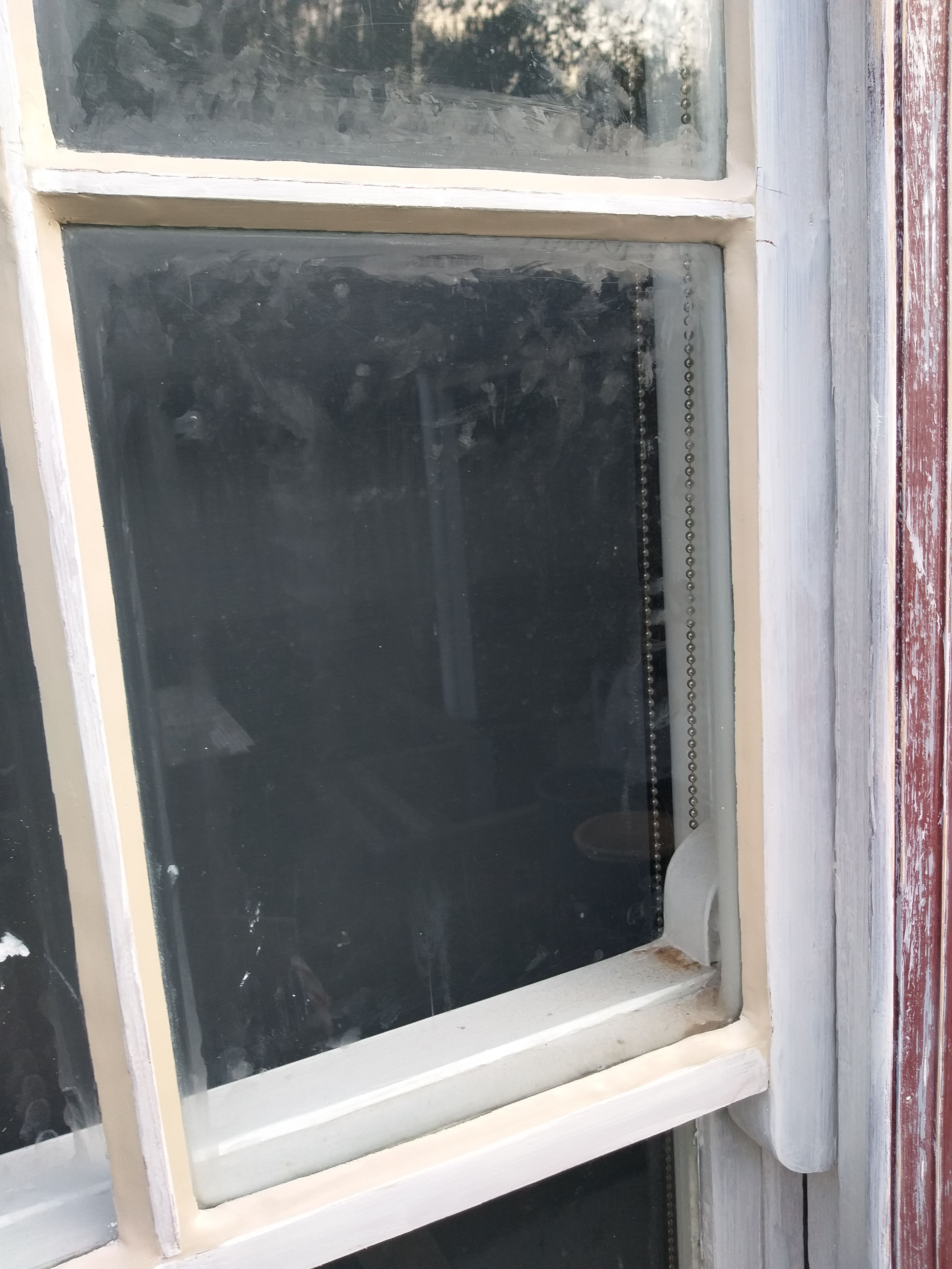 Solved: How to replace putty around timber windo... | Bunnings Workshop ...