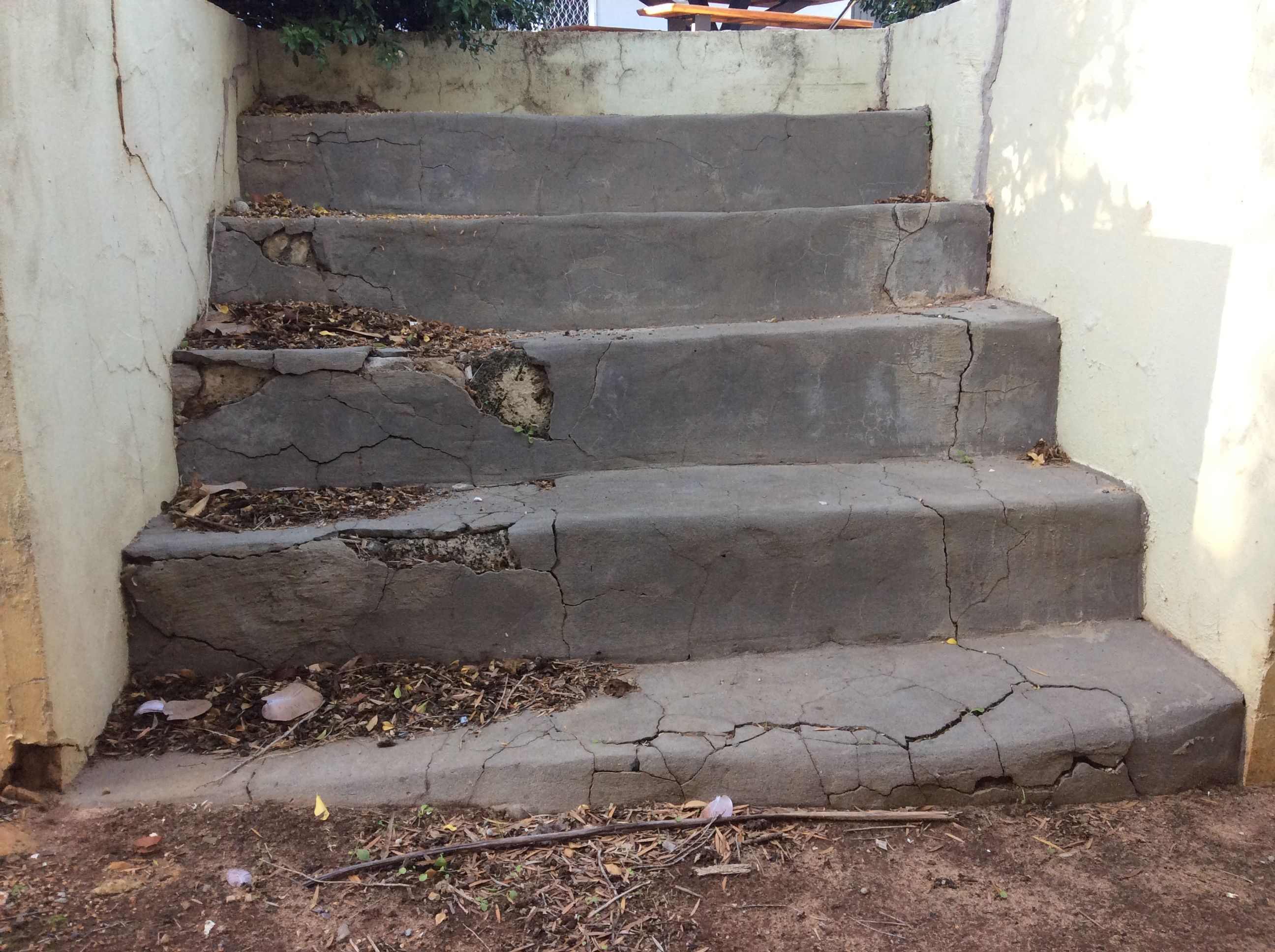 Solved: How to fix these steps? | Bunnings Workshop community