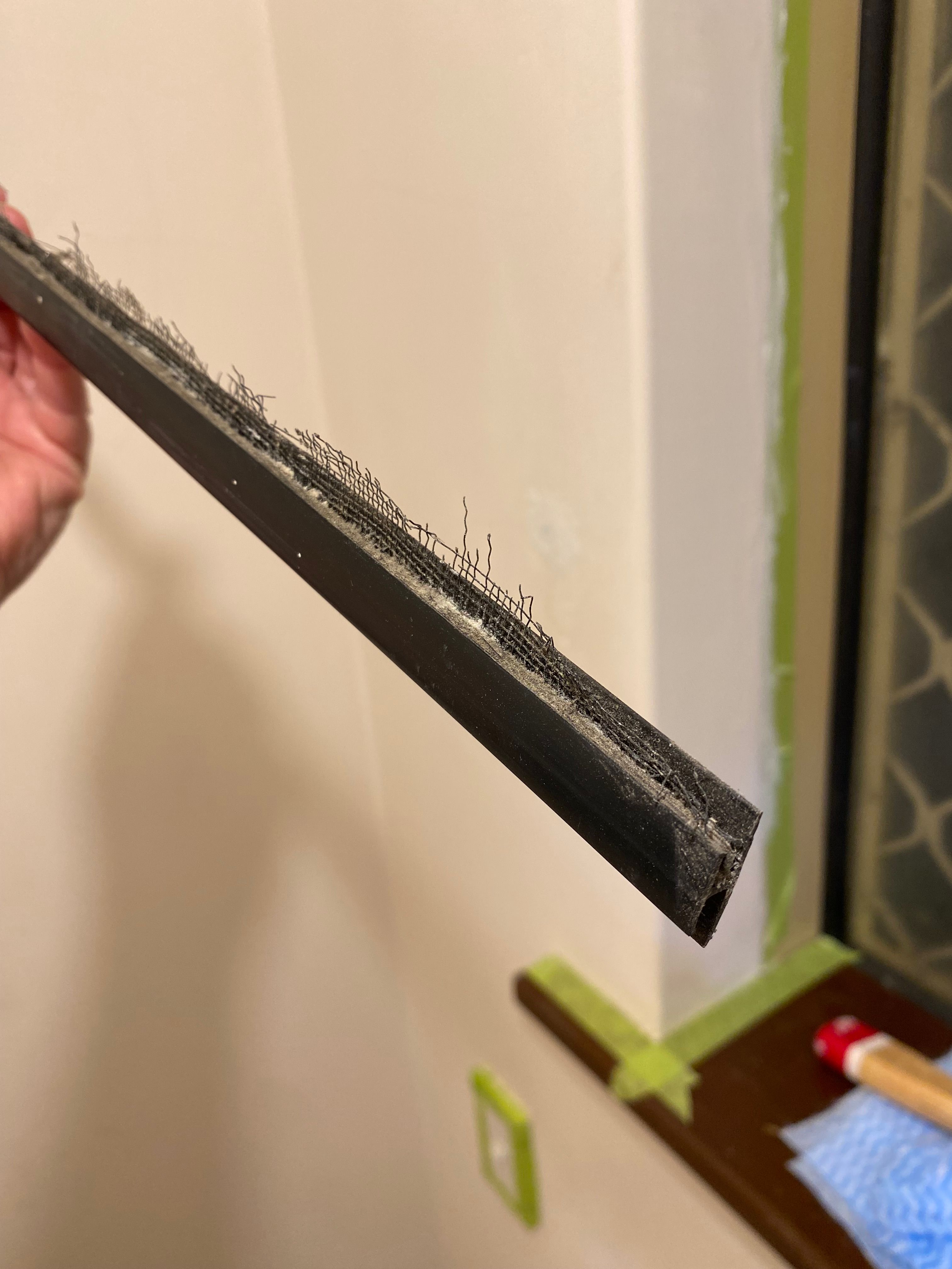 How can I fix this odd fly wire set up o... | Bunnings Workshop community