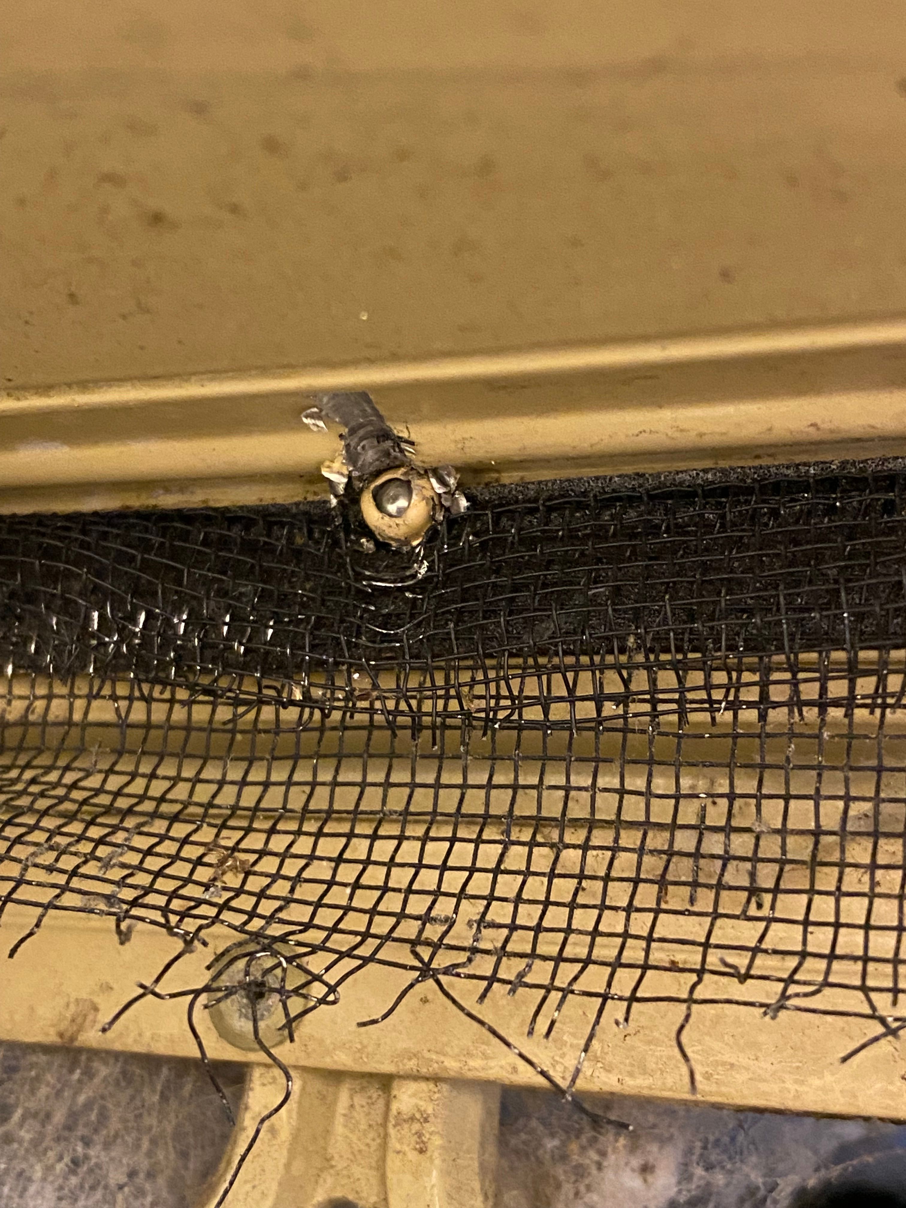 How can I fix this odd fly wire set up o... | Bunnings Workshop community