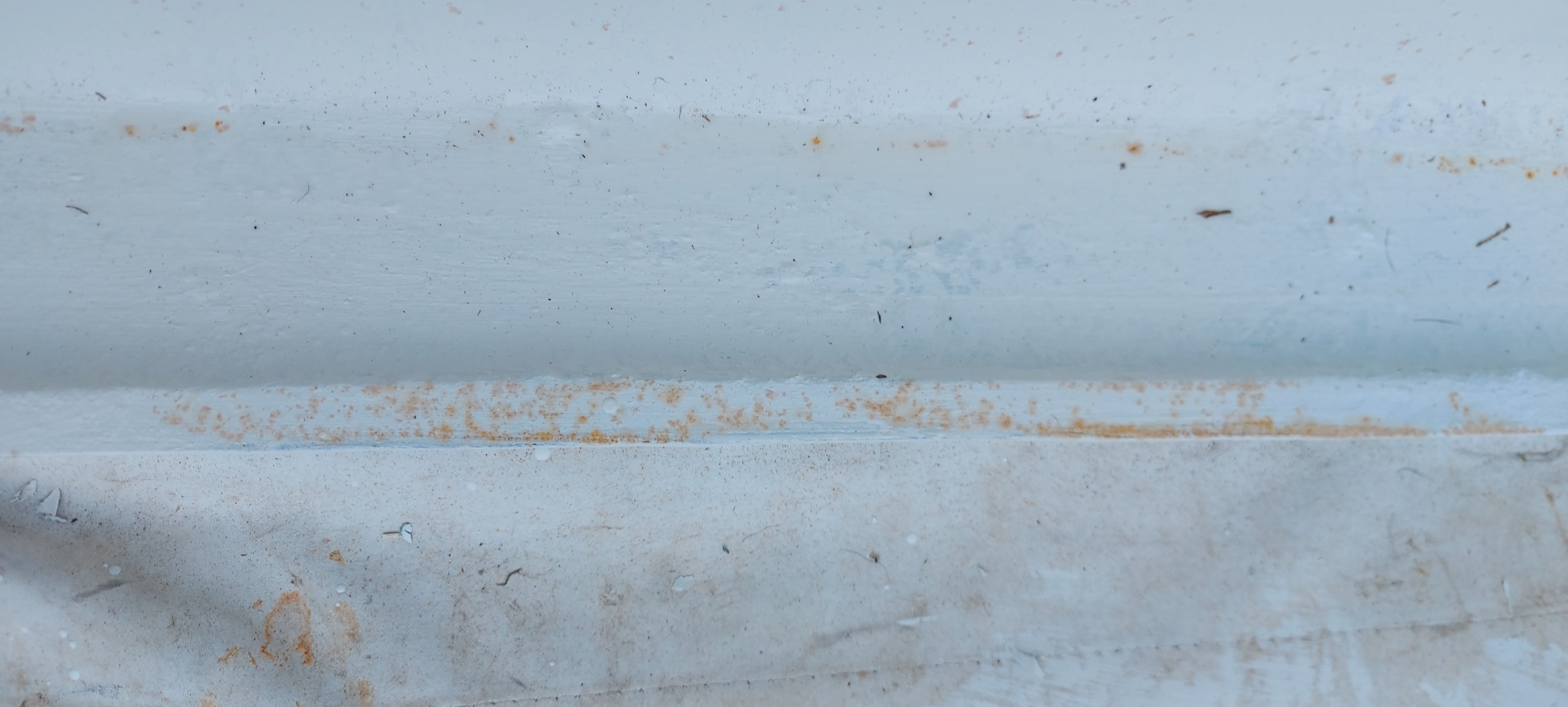 How to paint a rusted cast iron bath? | Bunnings Workshop community