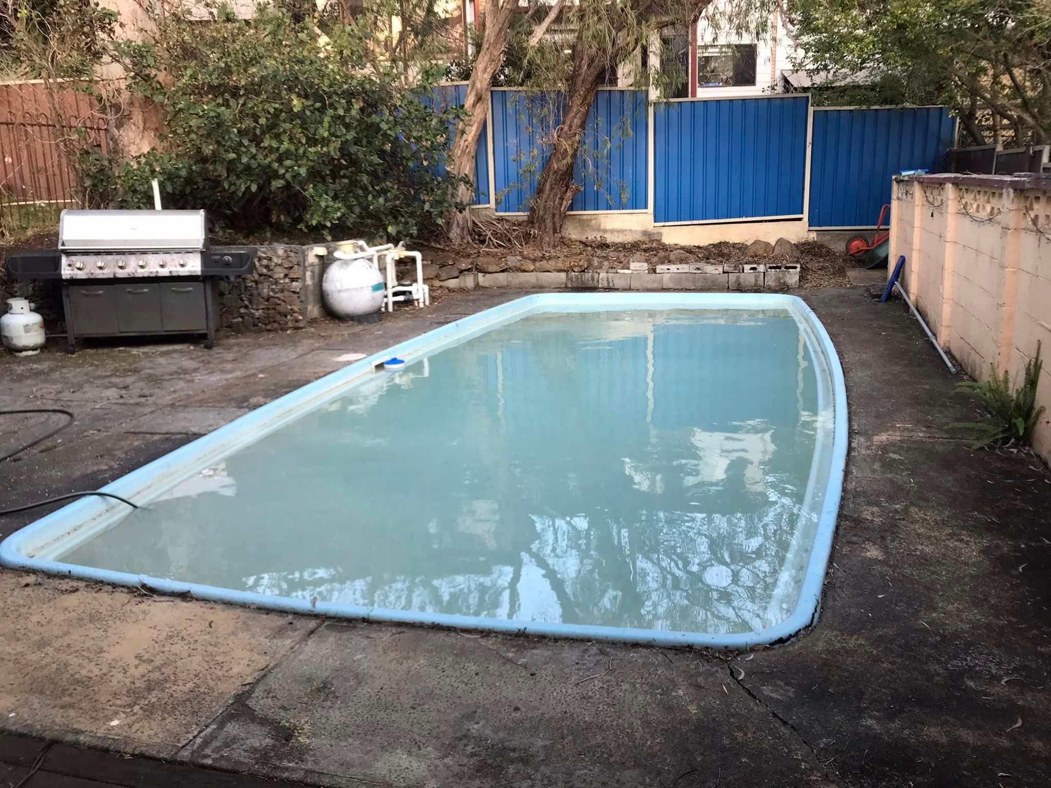 Clean pool of dark green algae | Bunnings Workshop community