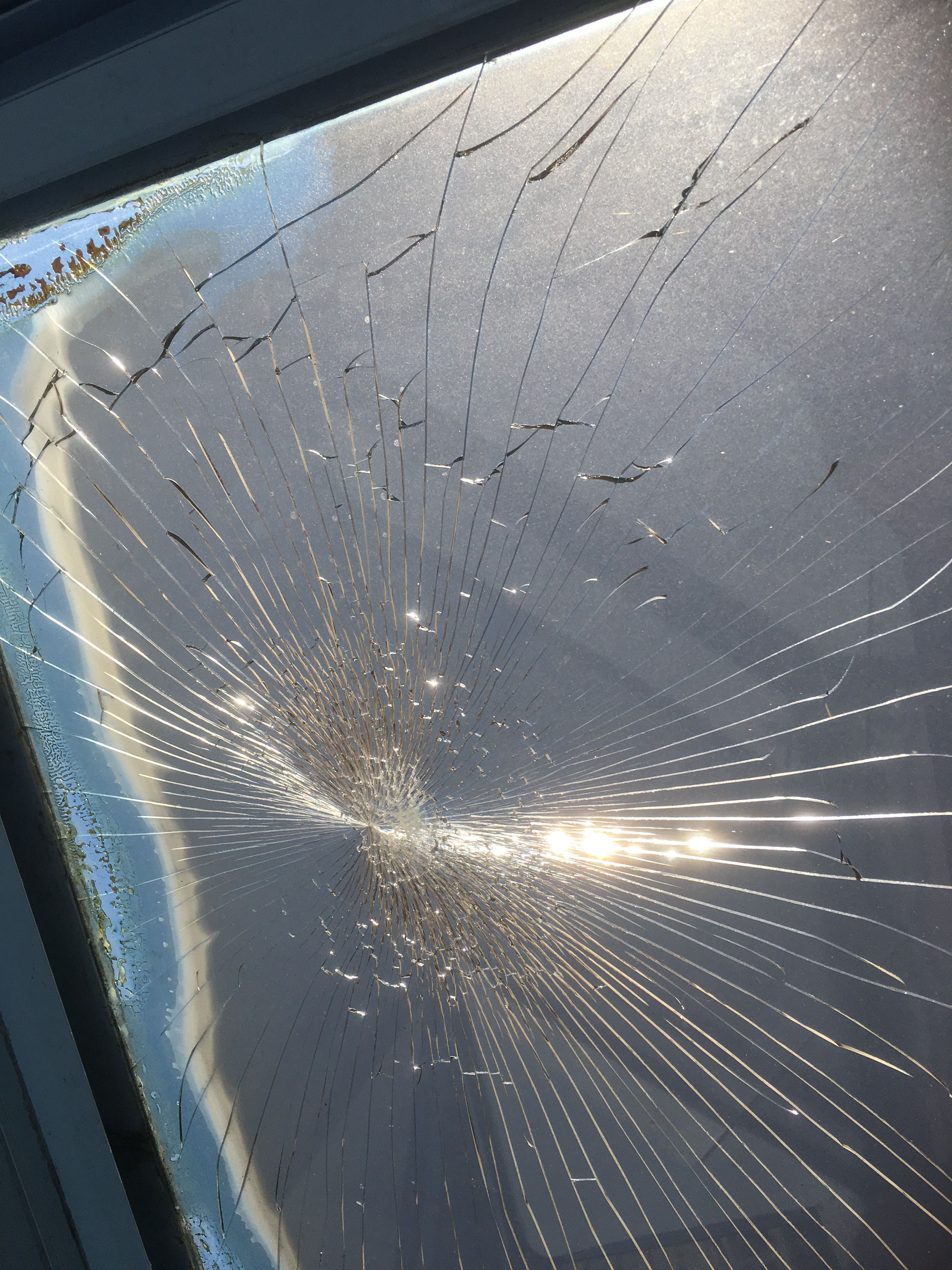 How to repair a smashed bay window? | Bunnings Workshop community