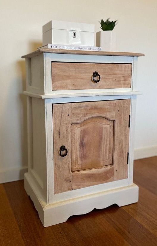 Upcycled side table using chalk paint | Bunnings Workshop community