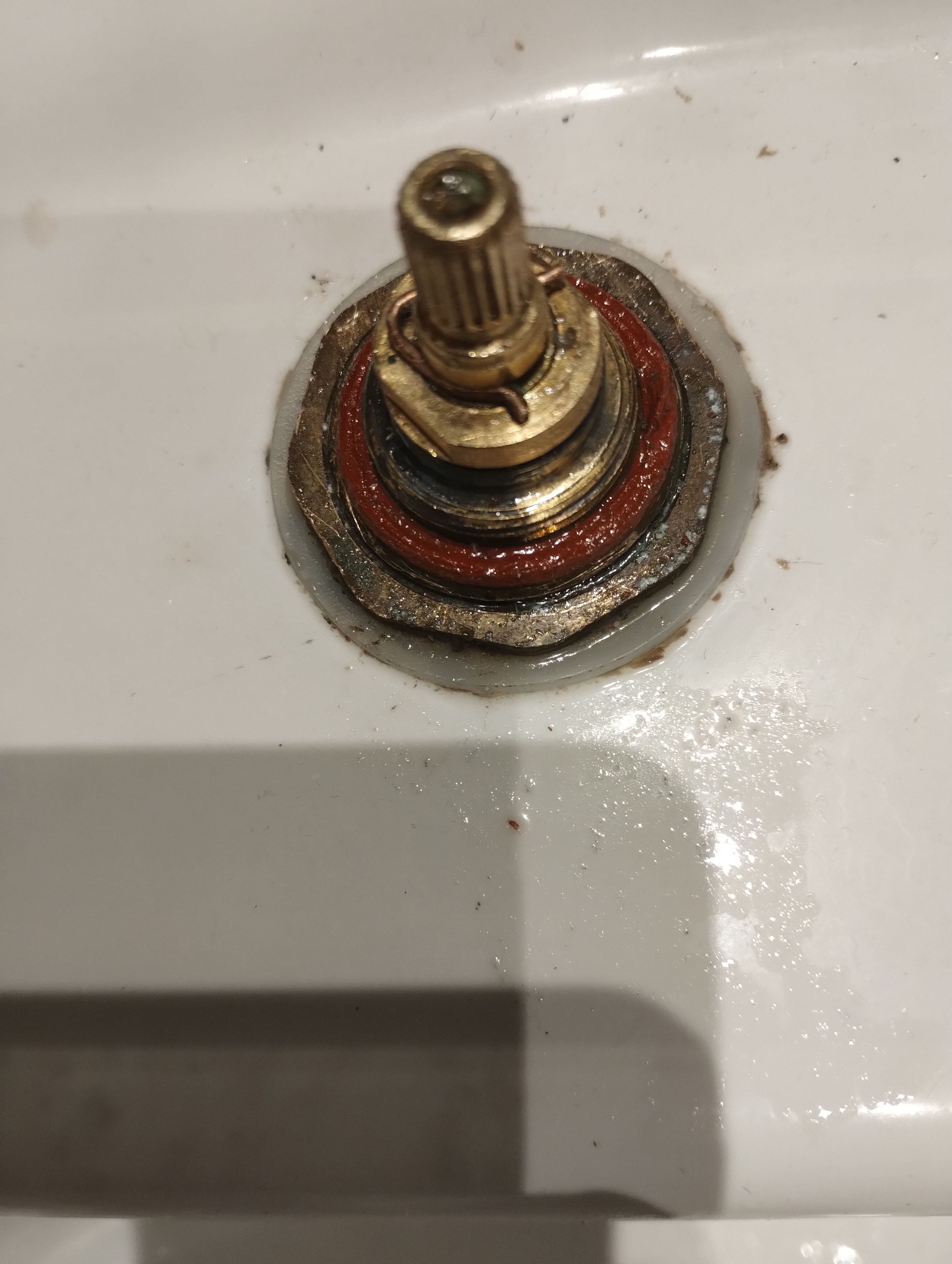 How to remove a 1/4 turn tap spindle to ... | Bunnings Workshop community