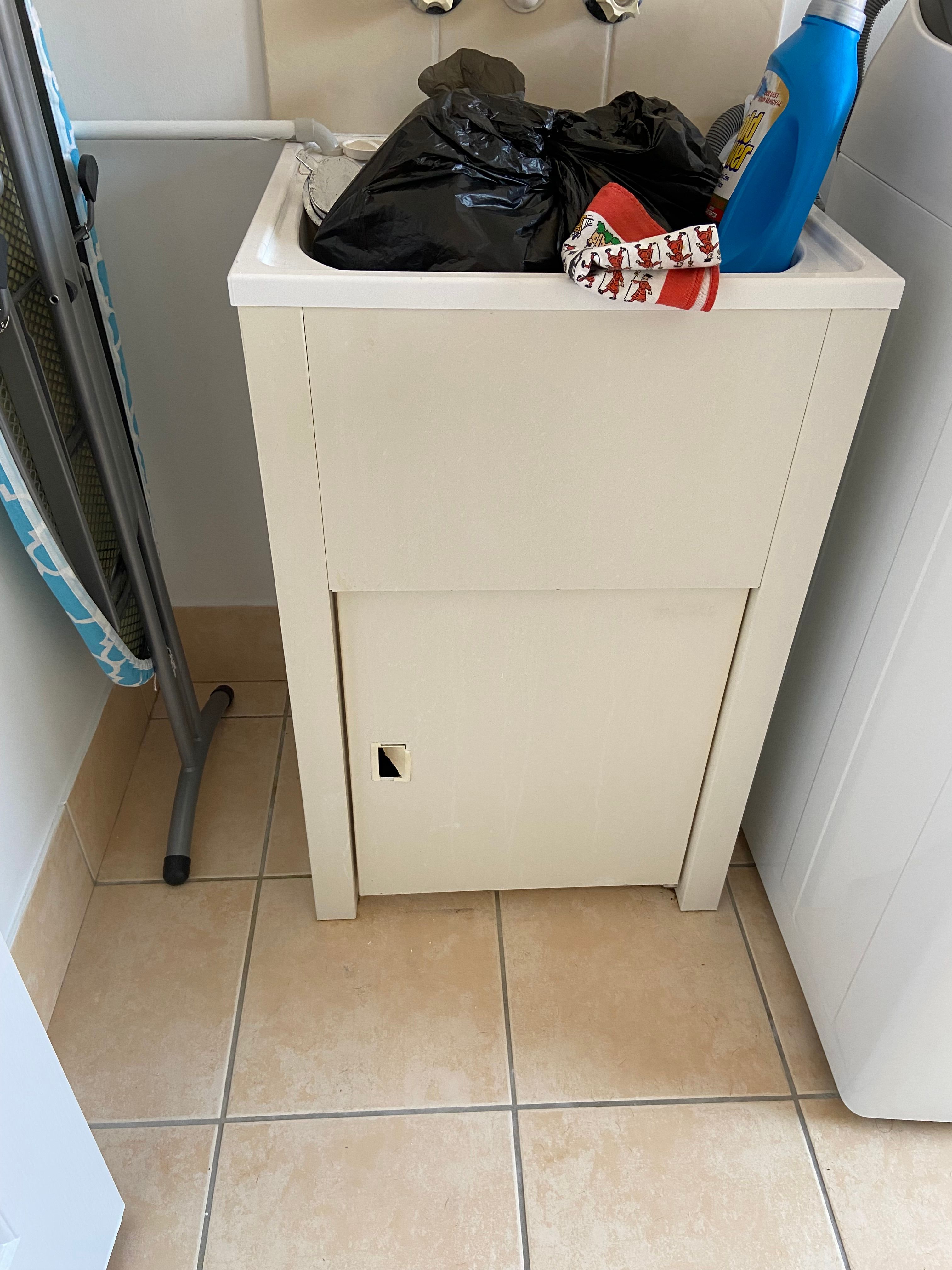 What replacement handle for laundry tub? | Bunnings Workshop community