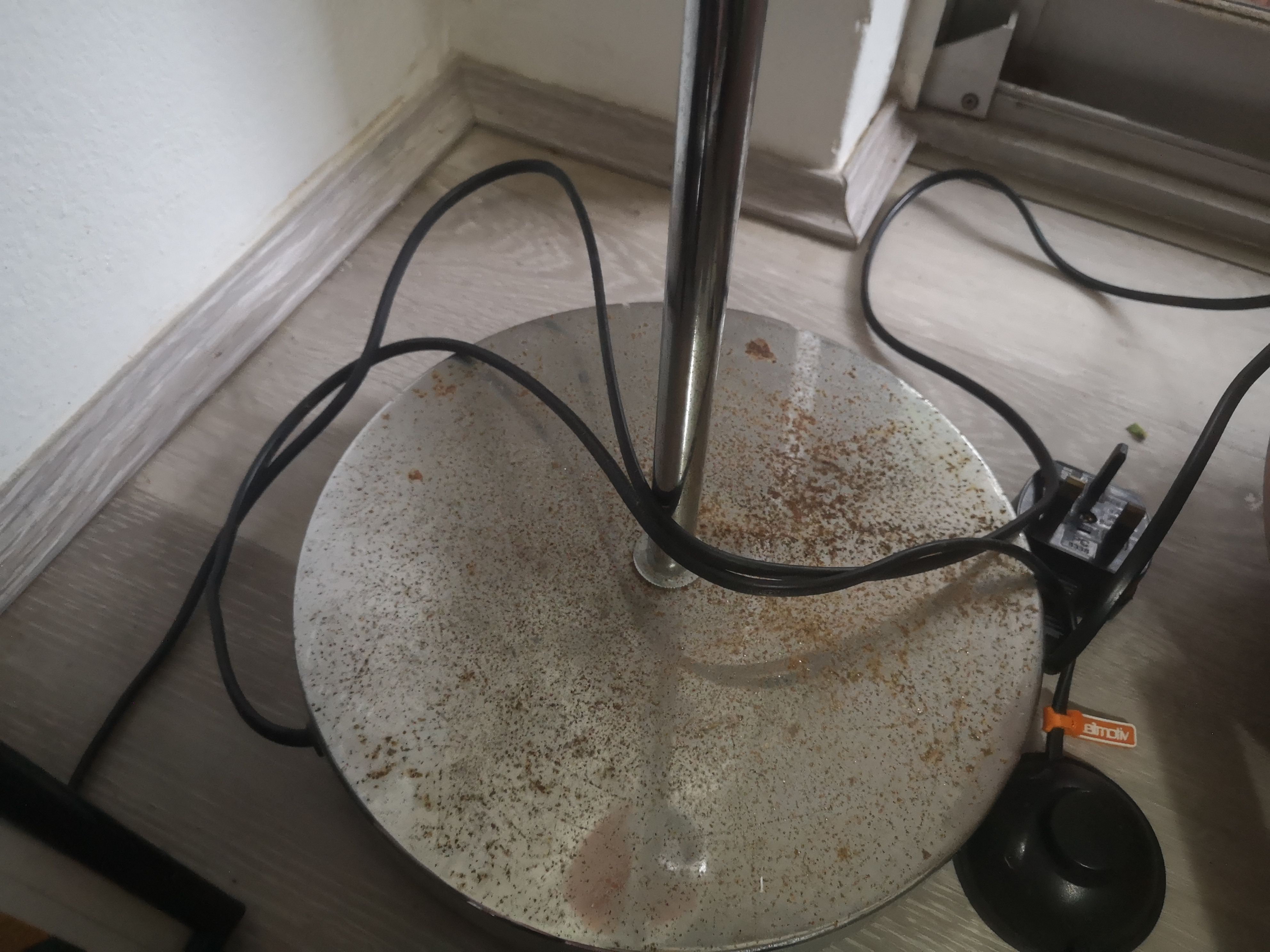 How to restore mid-century rusty floor l... | Bunnings Workshop community