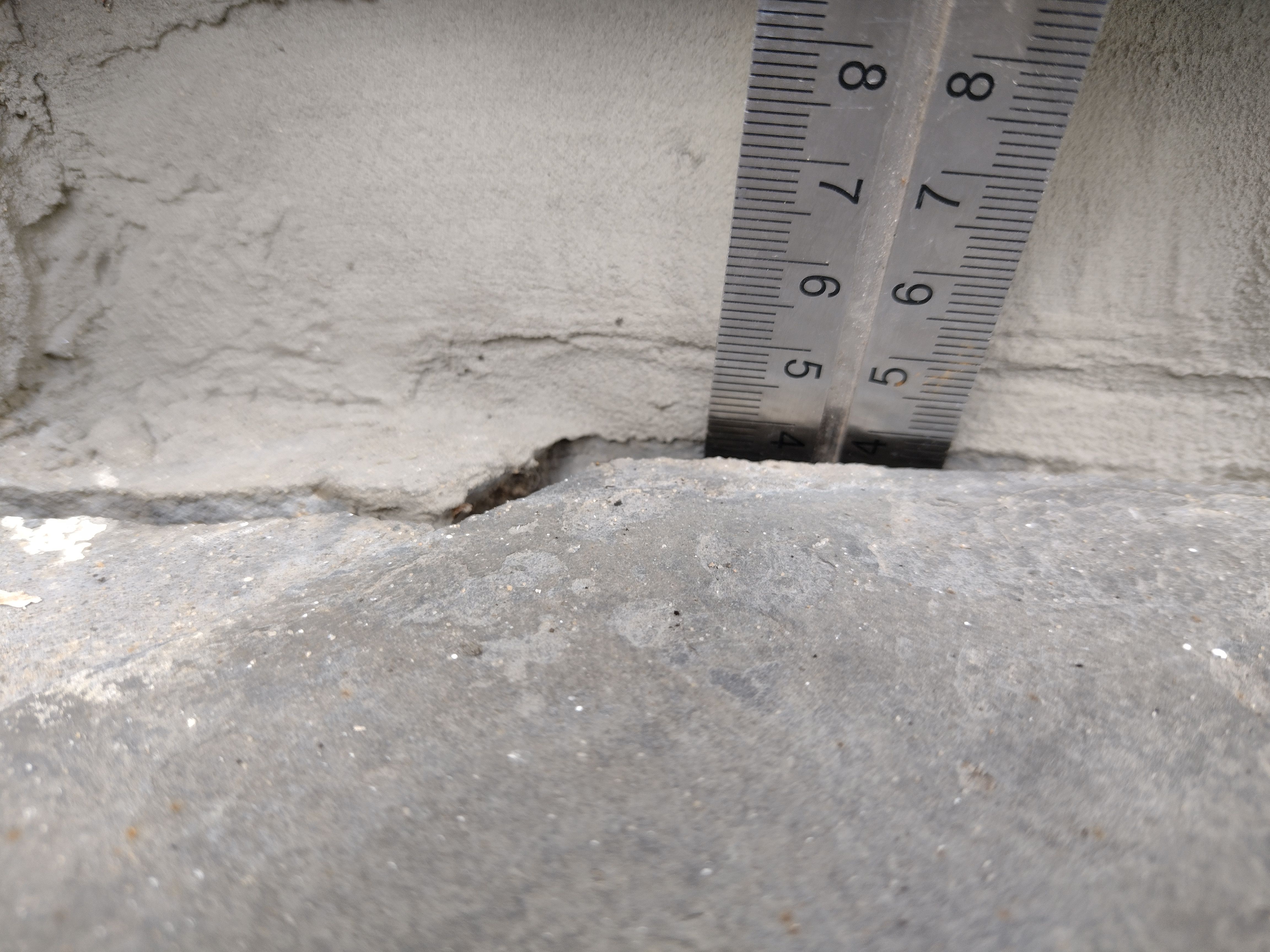 How to fill gap between wall and concret... | Bunnings Workshop community