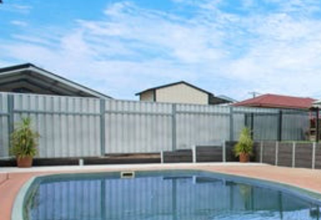Pool boundary fence foothold ideas neede... | Bunnings Workshop community