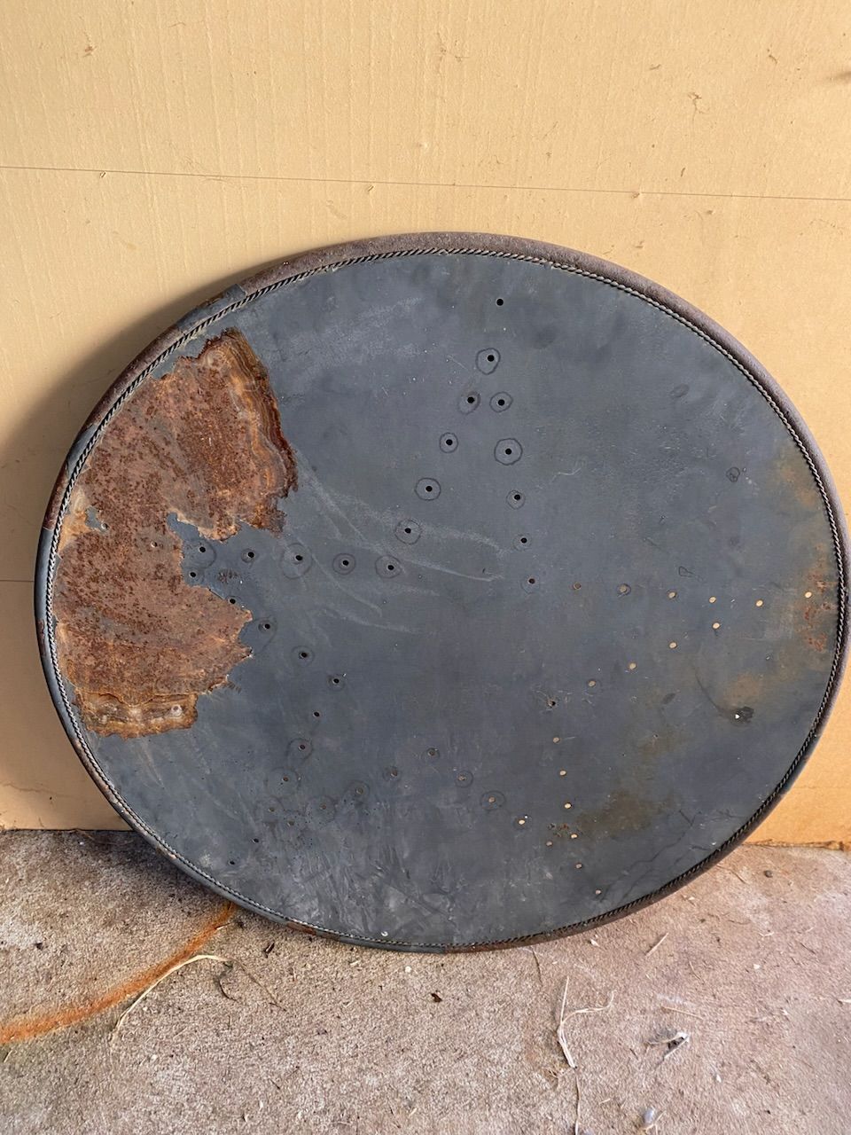 Solved: How to paint a rusty outdoor table? | Bunnings Workshop community