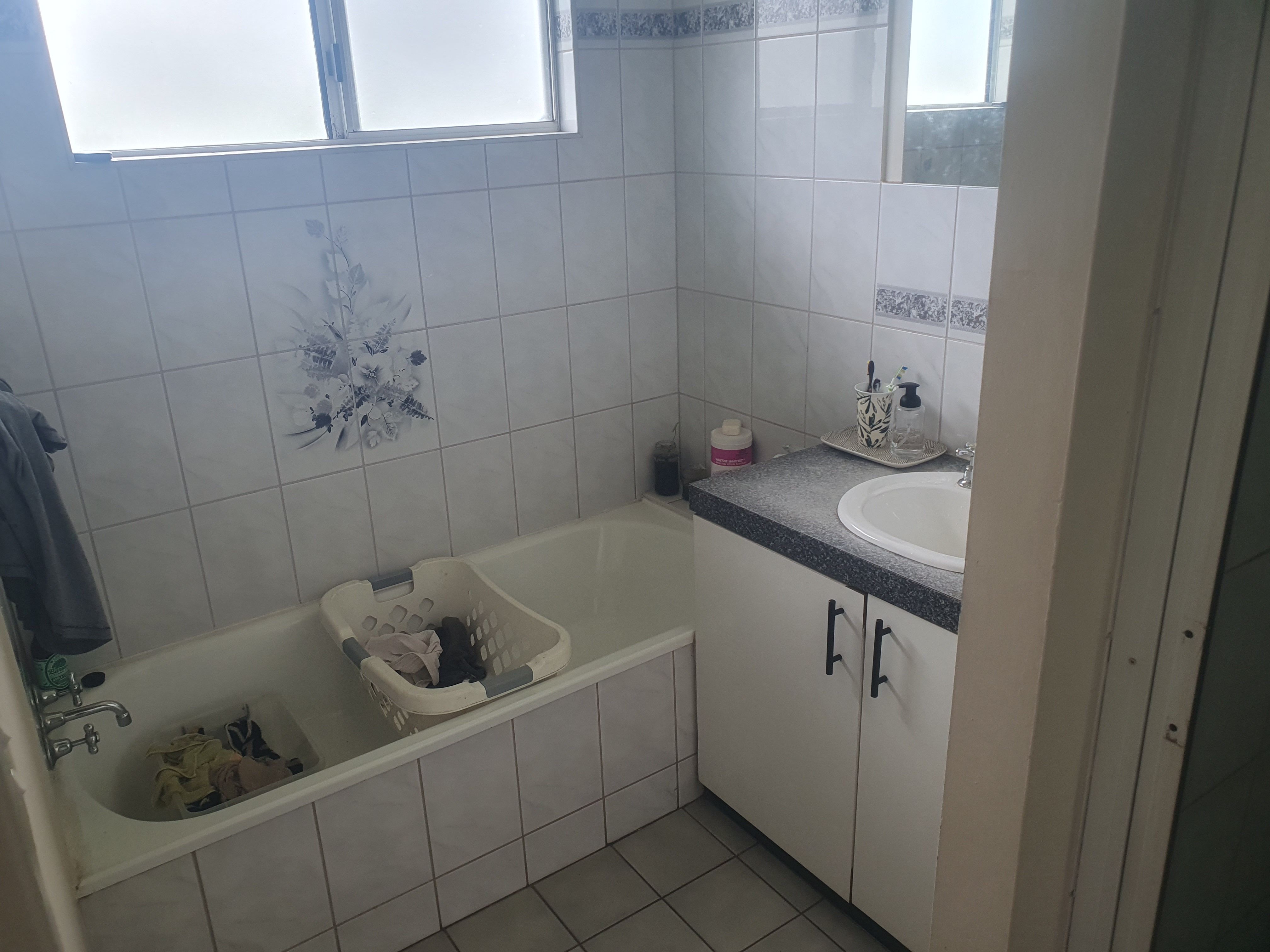 How can we improve/modernise this bathro... | Bunnings Workshop community