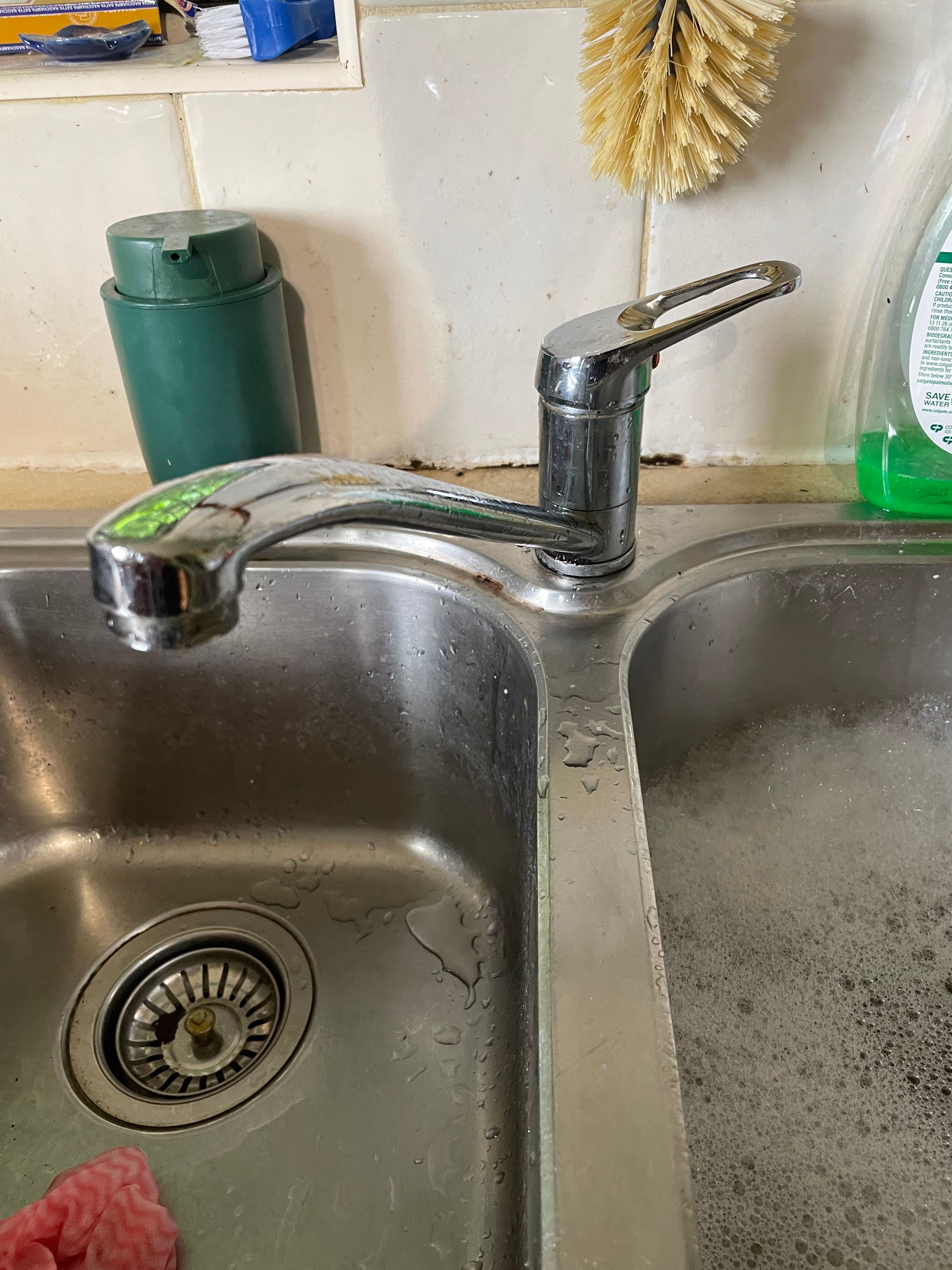 How to fix a swivel tap? | Bunnings Workshop community
