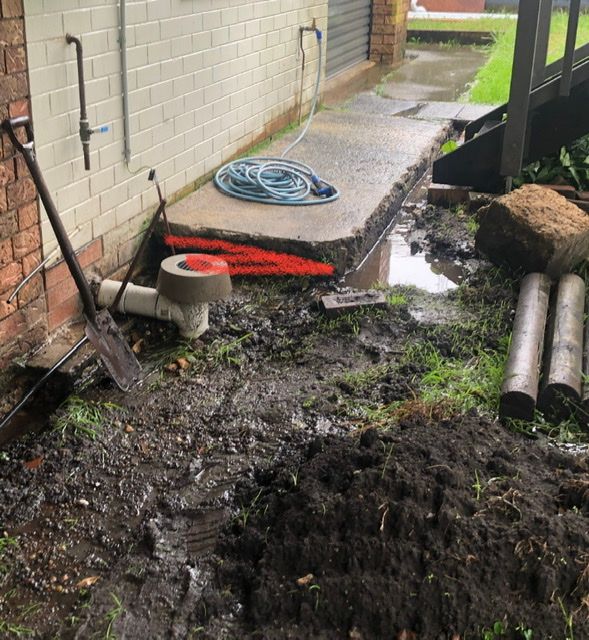 How to fix water drainage around the hou... | Bunnings Workshop community