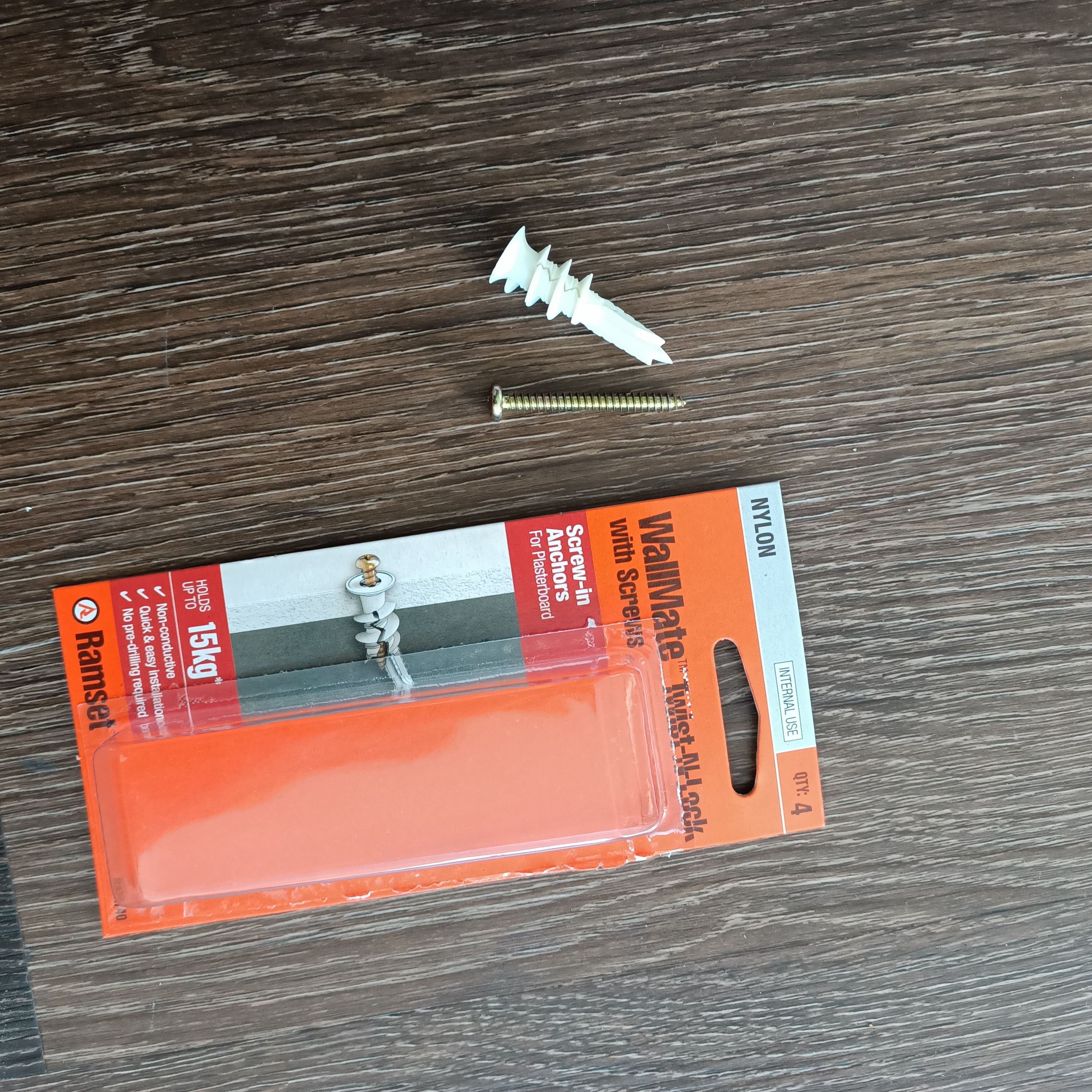 How to fix screws not tightening on Wall... | Bunnings Workshop community