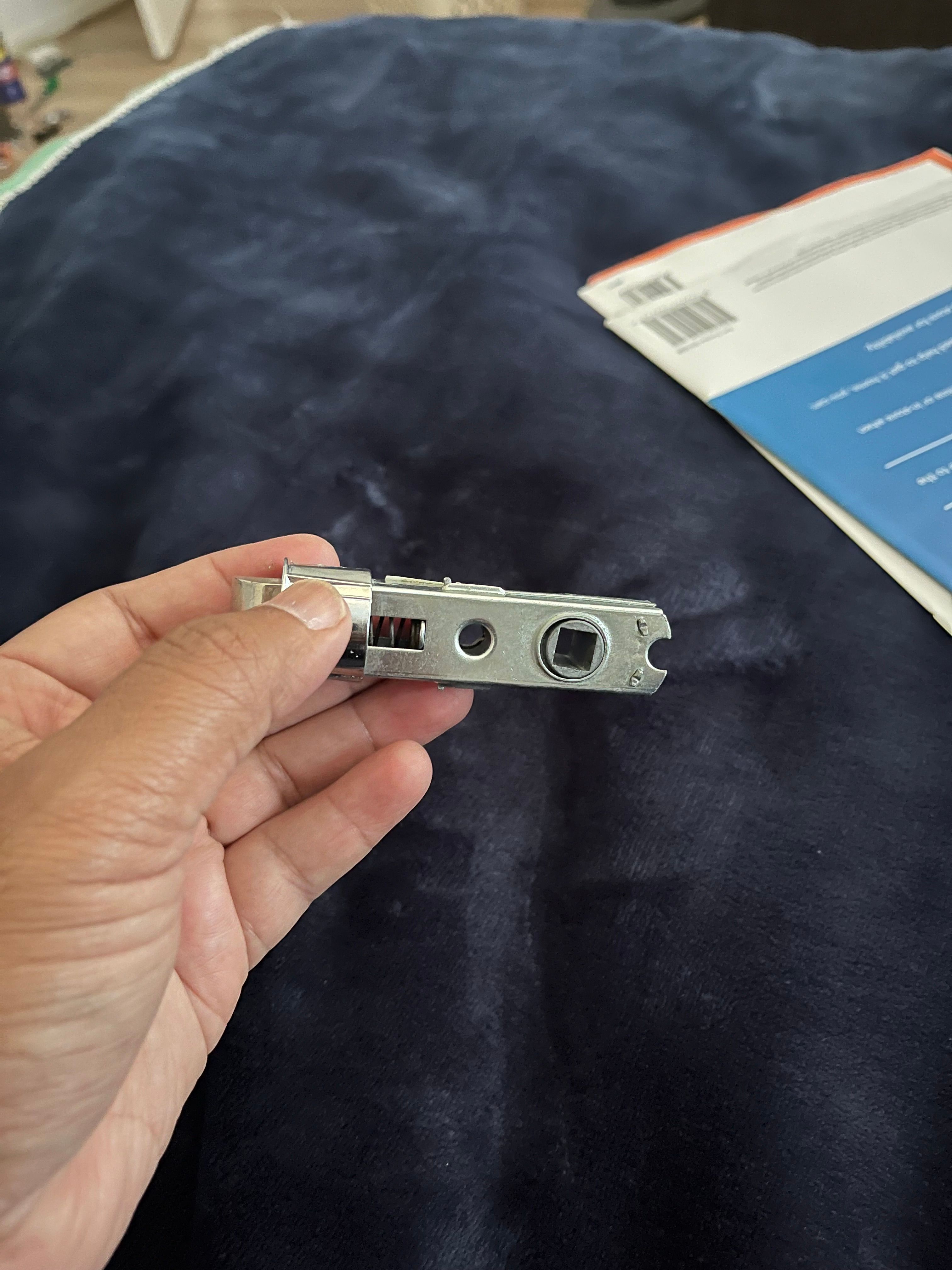 How to fix indoor privacy set door latch... | Bunnings Workshop community