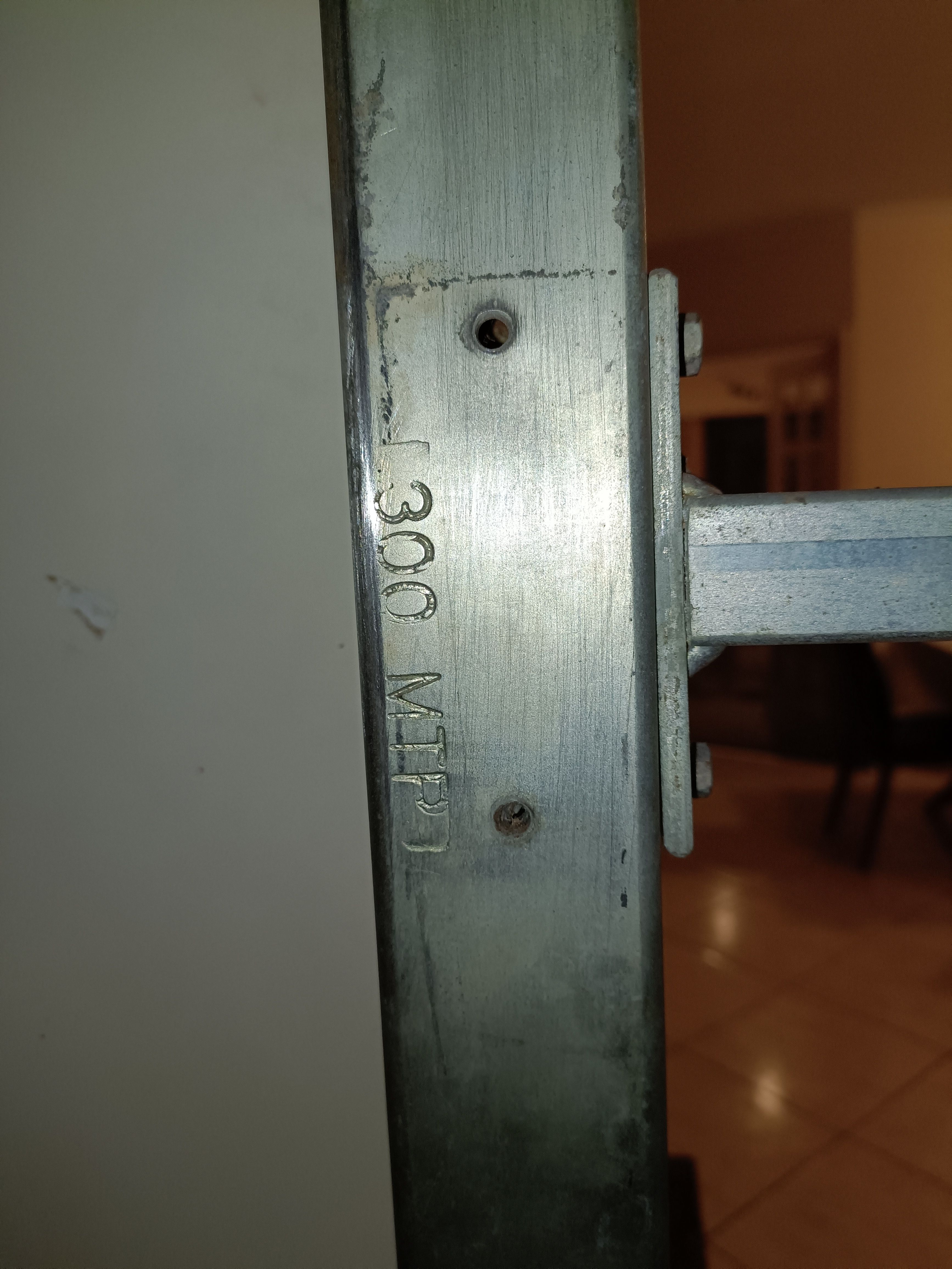 How to remove rust from metal frame? | Bunnings Workshop community