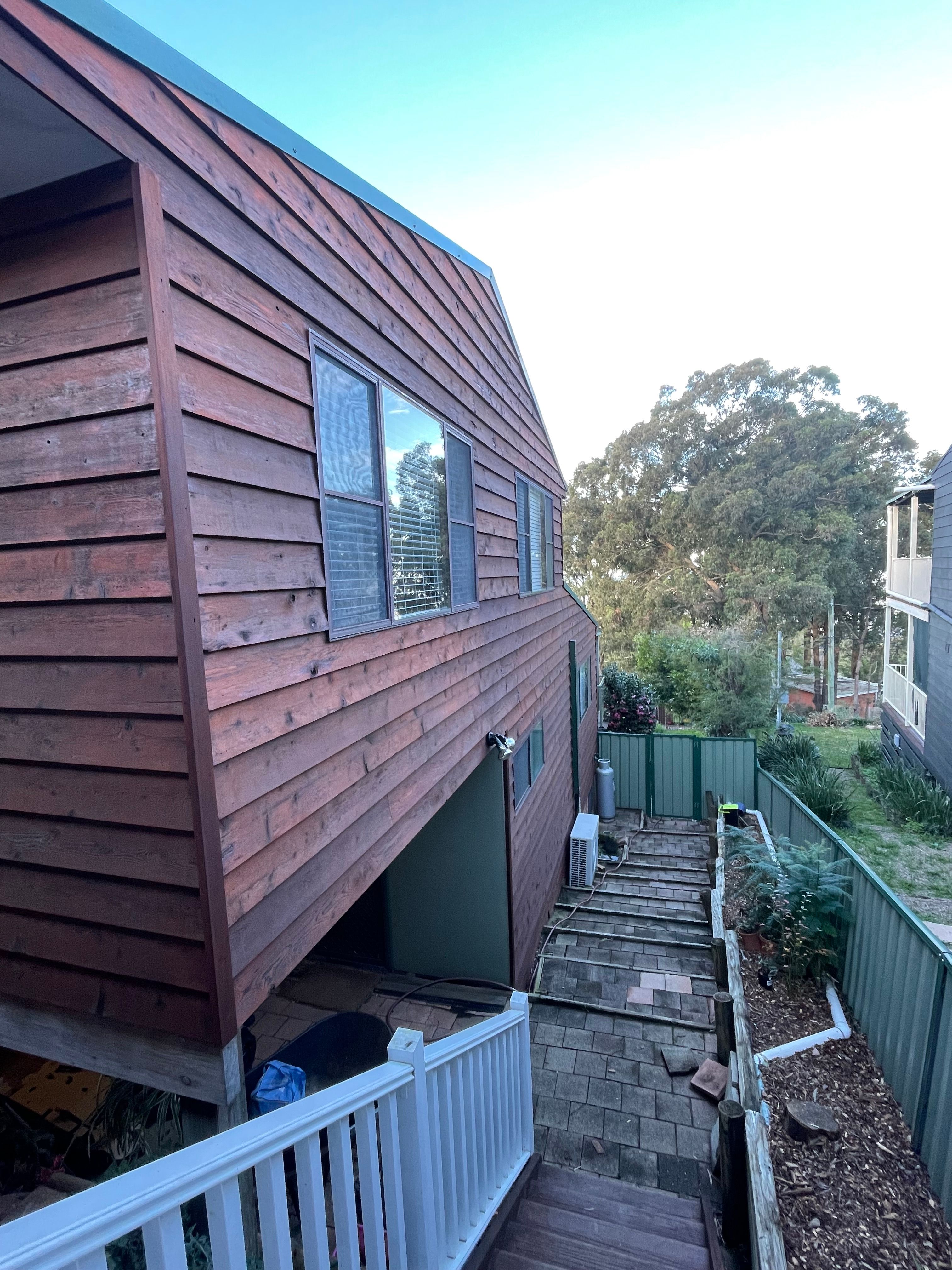 How to finish rough sawn cedar weatherbo... | Bunnings Workshop community