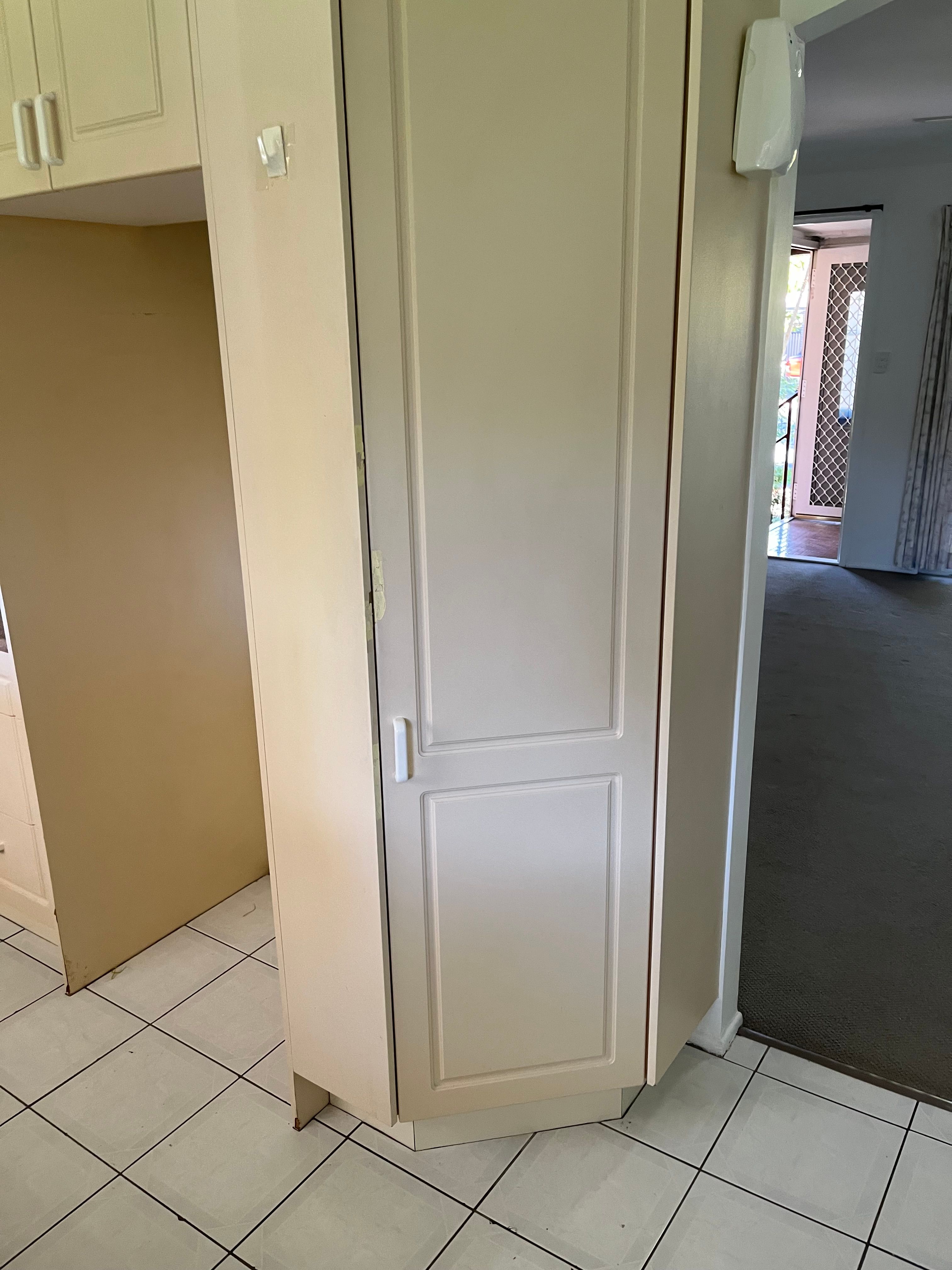 How to paint MDF kitchen cabinet doors? | Bunnings Workshop community