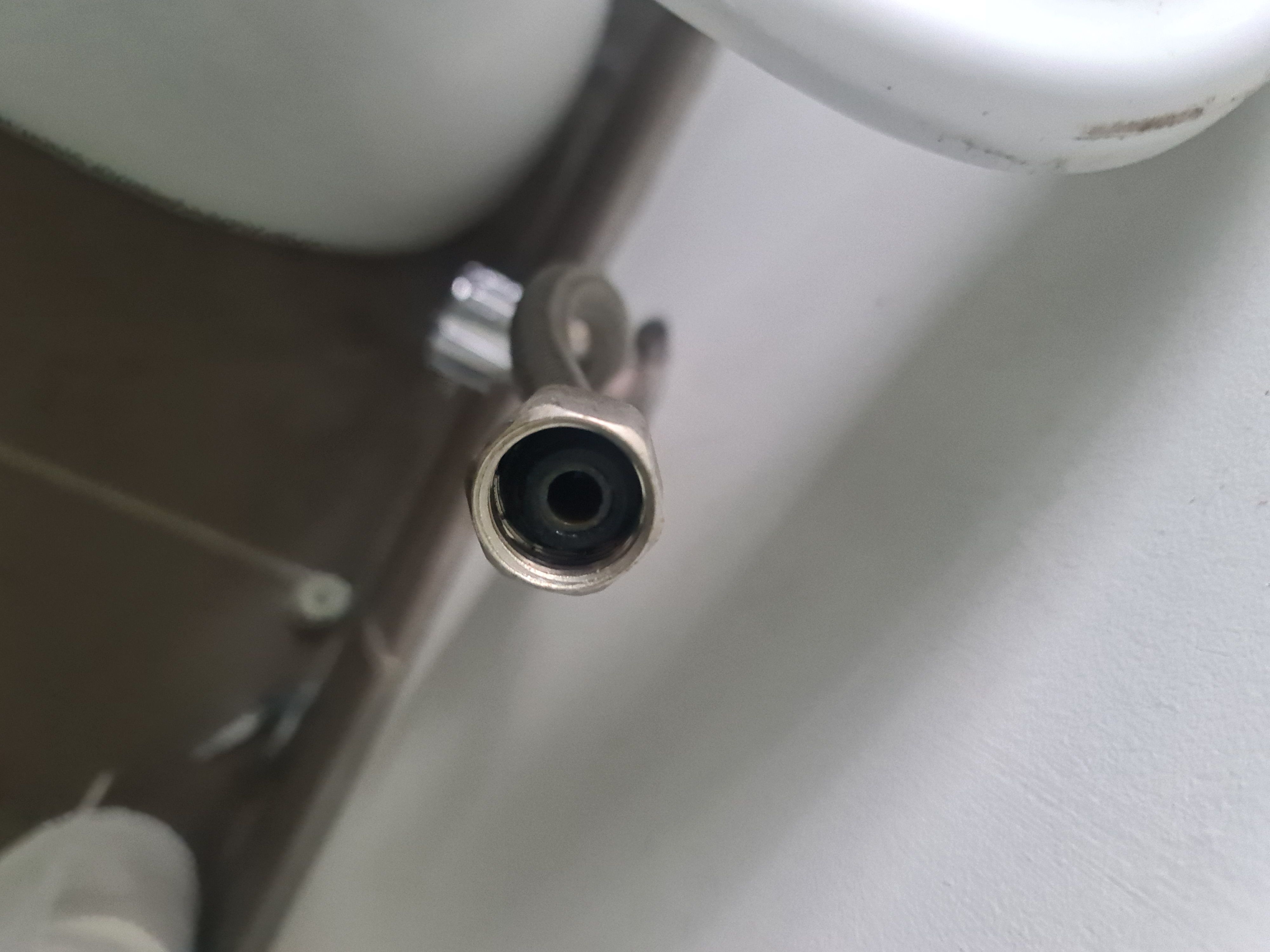 What cistern replacement parts do I need... | Bunnings Workshop community