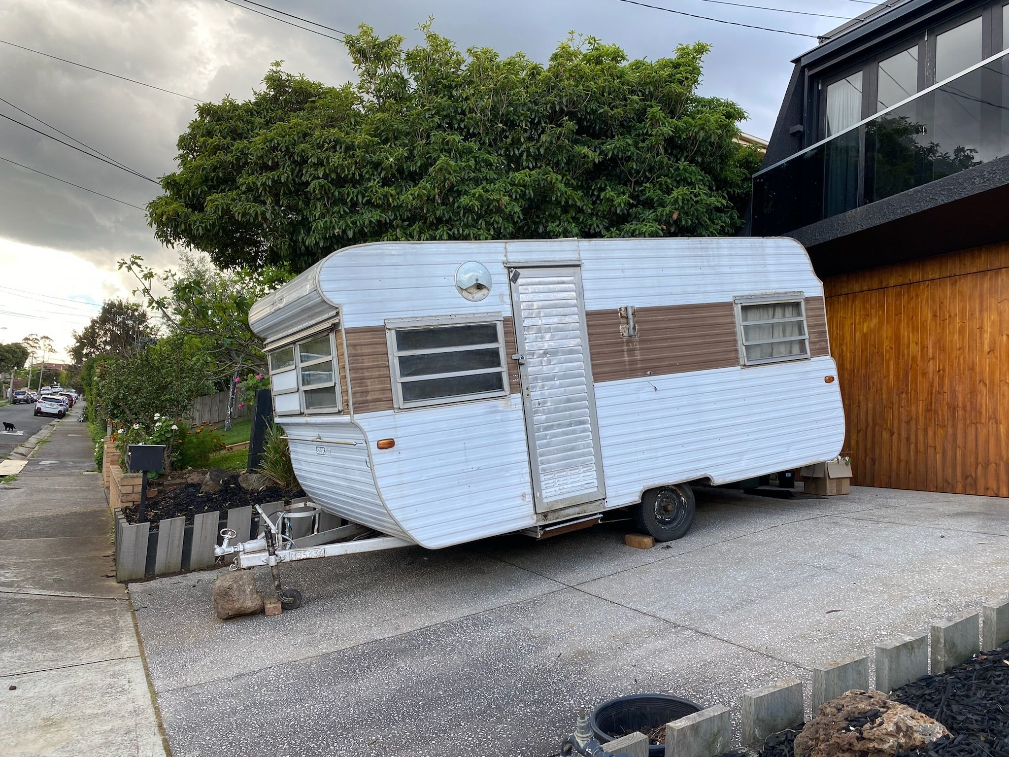 Need help with my 1970's Millard caravan... | Bunnings Workshop community