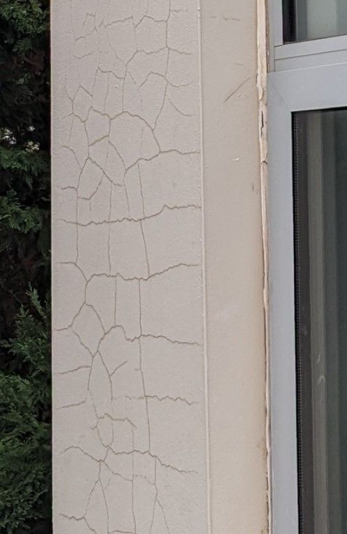 How to fix render superficial cracks and... | Bunnings Workshop community