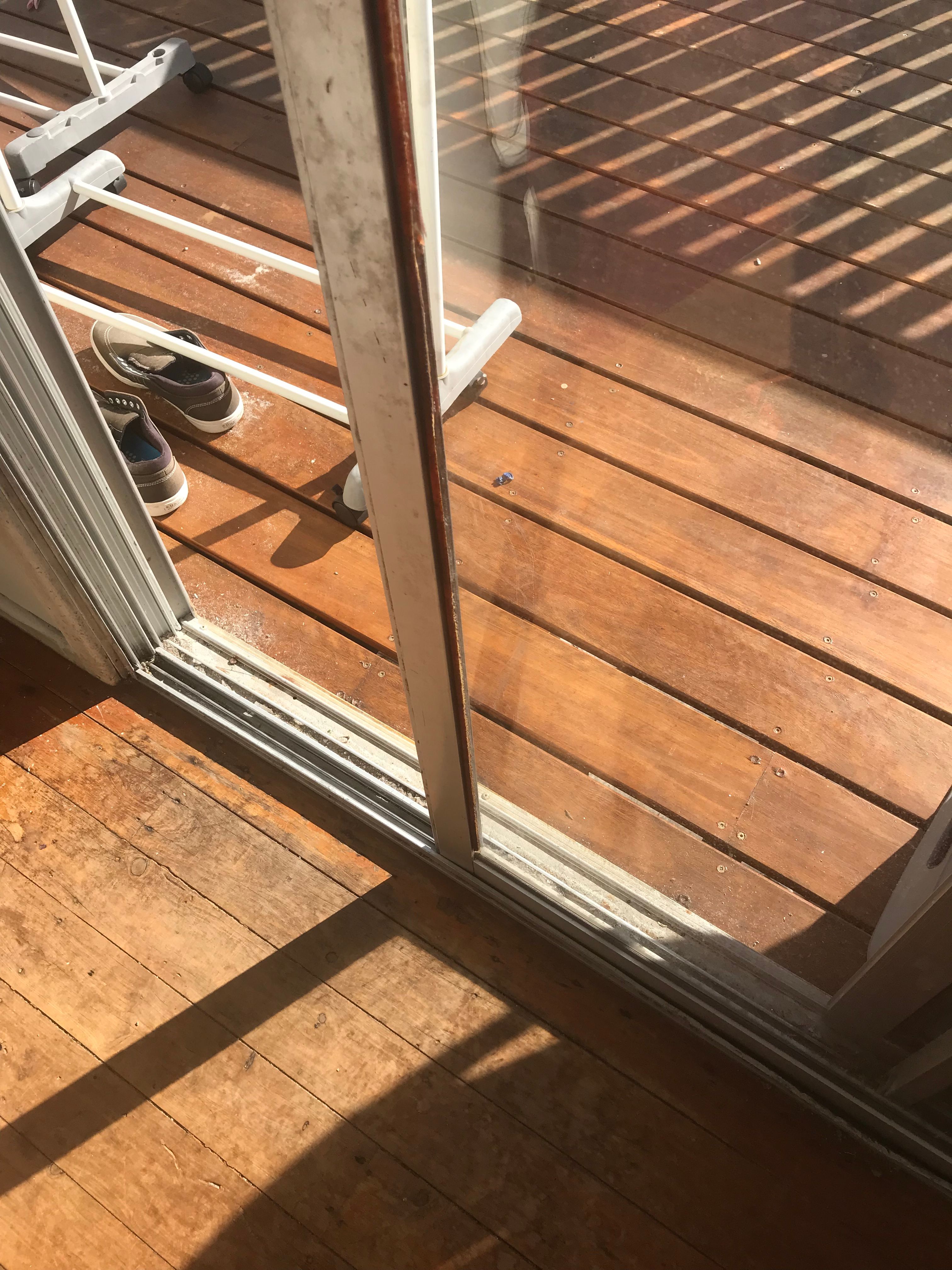 How do I fix a broken sliding door? | Bunnings Workshop community