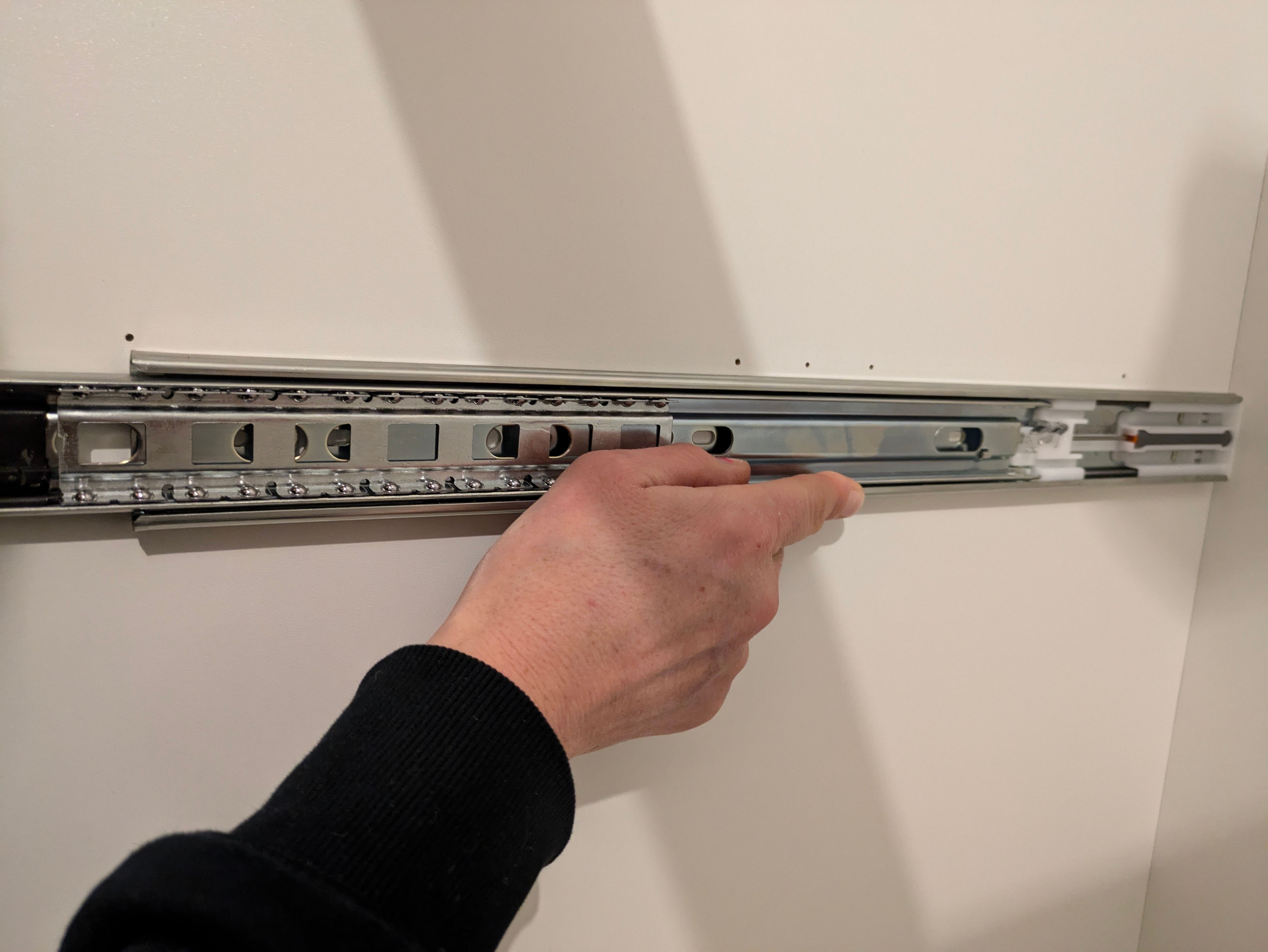 How to ensure soft close runners match p... - Page 2 | Bunnings ...